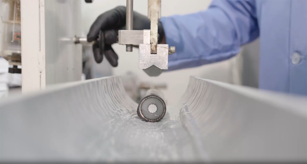 Avancées dans les tests de friction pour l'installation de câbles en ...